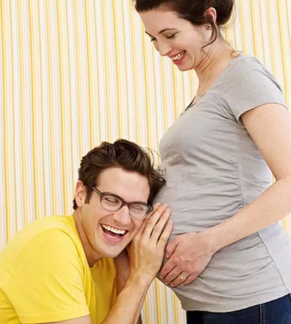 20 stvari koje tate mogu učiniti kako bi njihova trudna žena bila sretna 15738_18